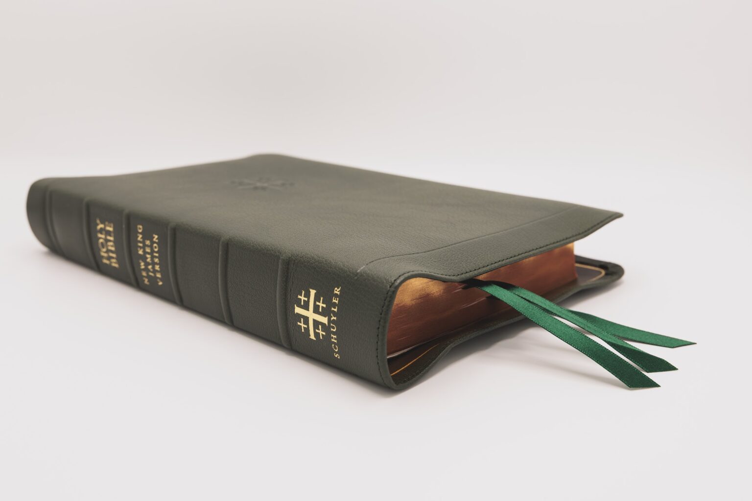 Schuyler Stridon NKJV, Full Yapp Dark Green Goatskin Bible | EvBible.com